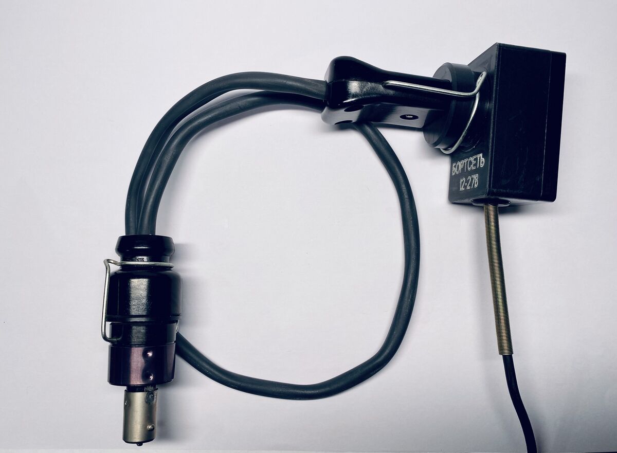File:PNV-10T Vehicle Power Adapter connected to external power supply ...